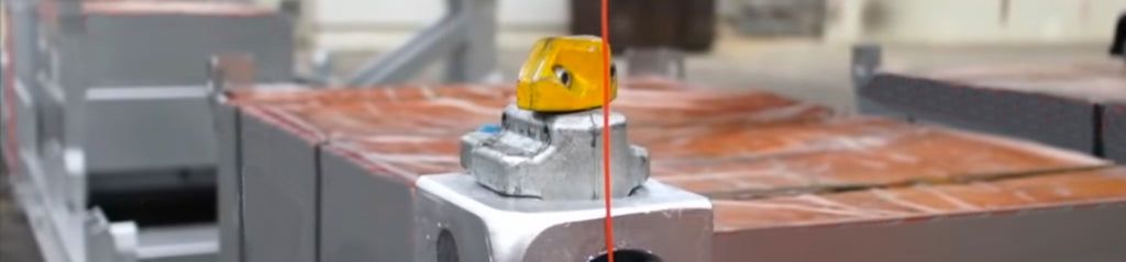 Vertical Twistlocks – Sea Box Shop